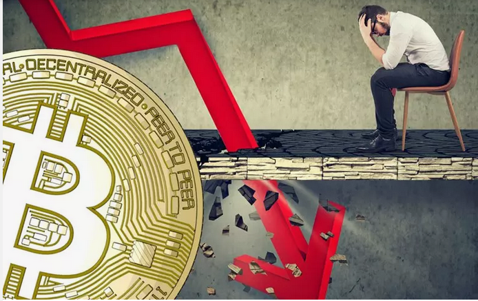 آخرین خبر آیا تکرار قصه سقوط بیت‌کوین ادامه دارد؟
