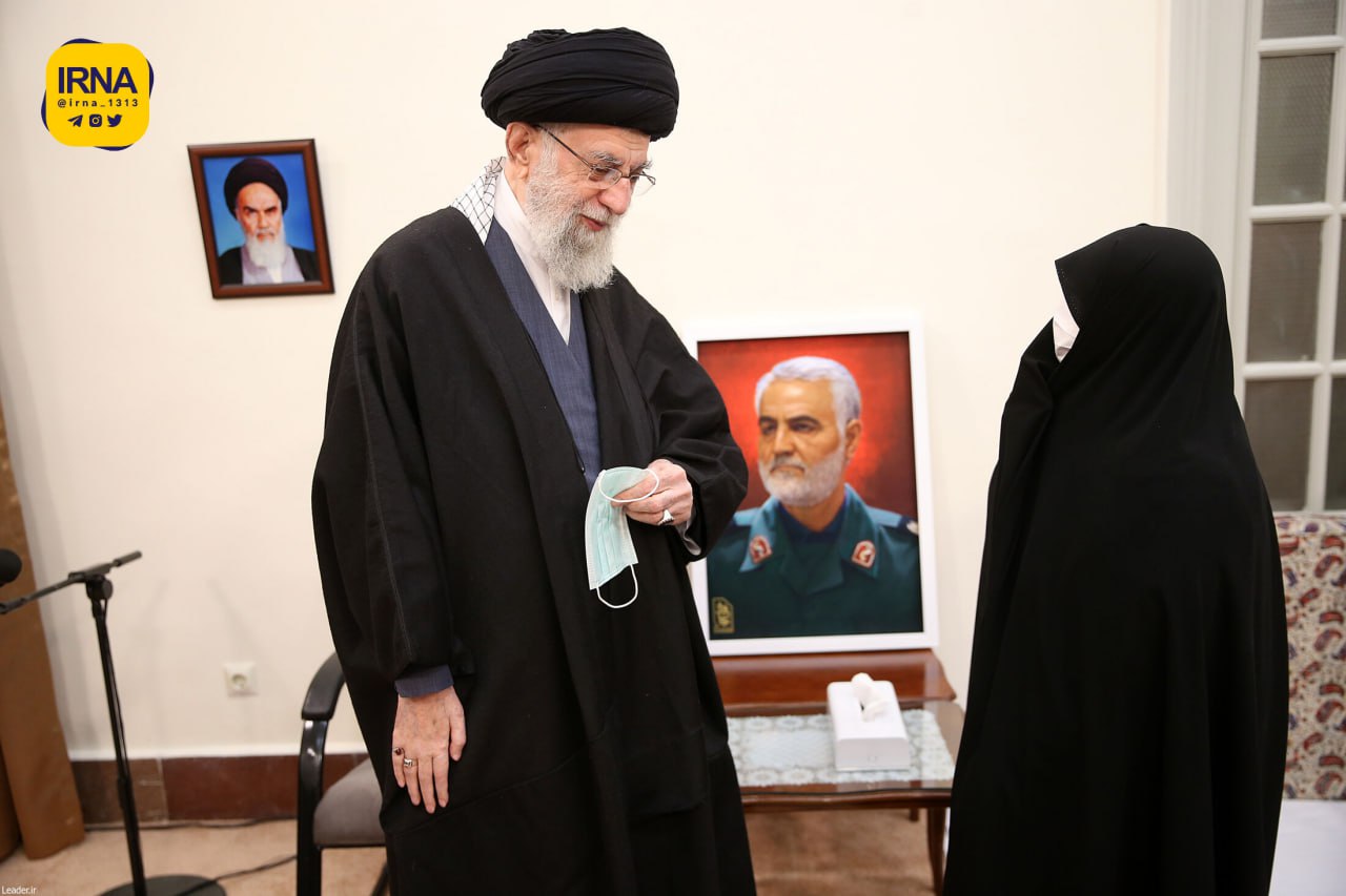 آخرین خبر عکس دیدار خانواده سردار شهید سلیمانی با رهبر انقلاب