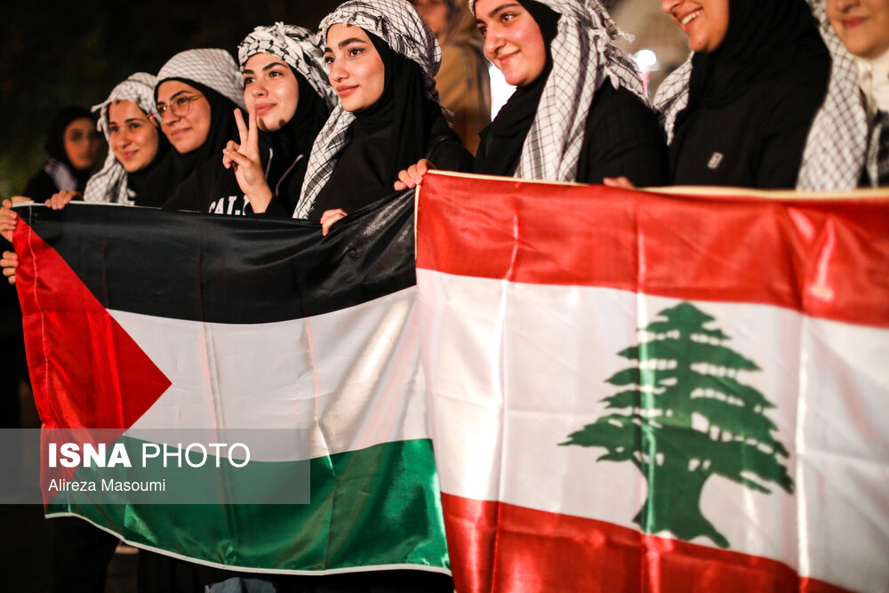 آخرین خبر عکس محکومیت جنایات رژیم صهیونیستی در میدان فلسطین