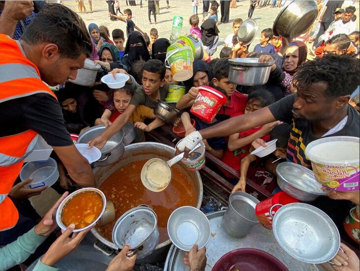 آخرین خبر توزیع غذا بین آوارگان جنگی در جنوب نوار غزه